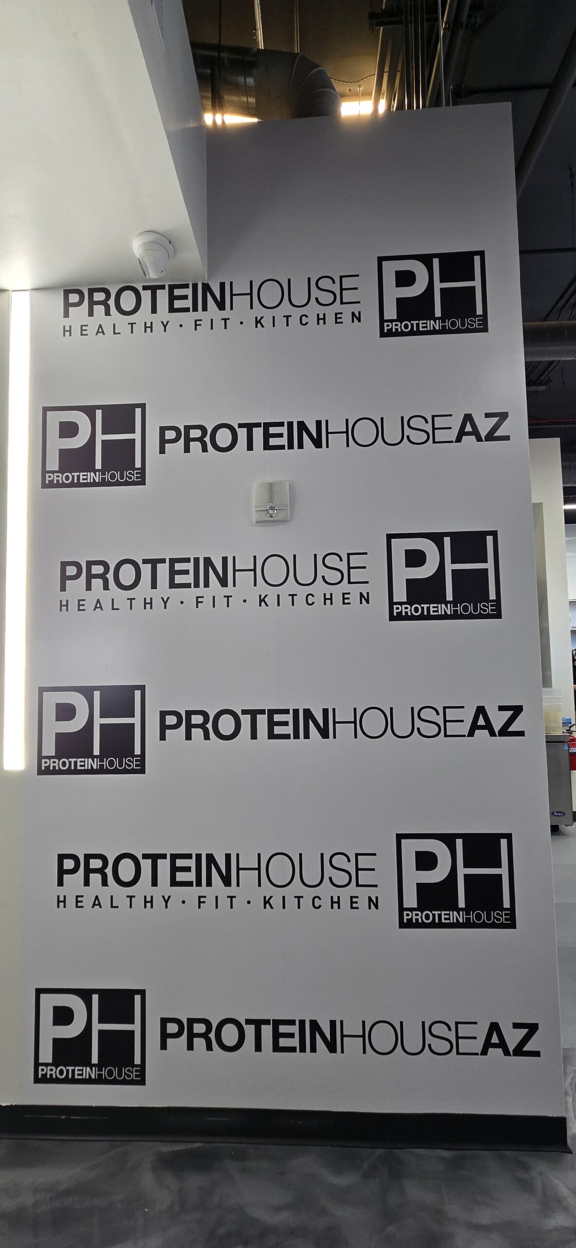 Successful Branding and Marketing With New Location Wall Graphics in ...